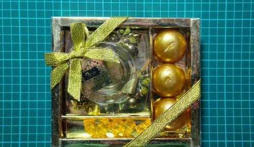 Подарочный набор свечей arya золотистый
