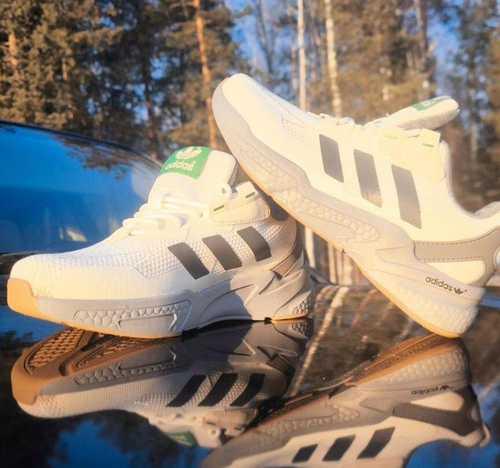 Кроссовки adidas
