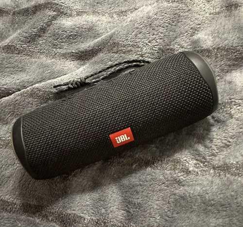 Колонка JBL flip5 идеальное состояние