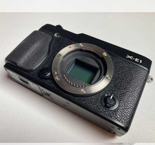 Fujifilm x e1