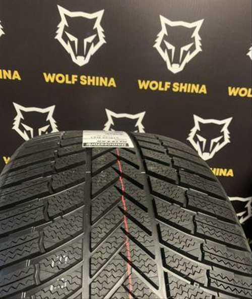 Bridgestone Blizzak LM-005 275/40 R21 107V, 4 шт