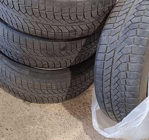 Goodride Zuper Snow Z-507 235/55 R19 105V