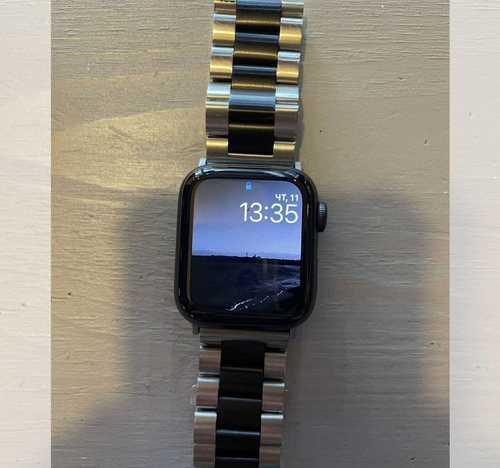 Apple Watch SE 2022