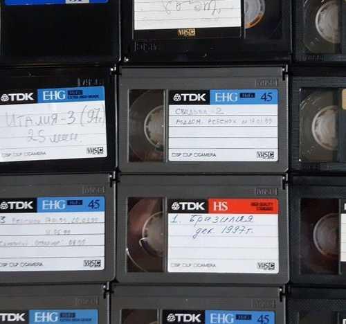 Видеокассеты vhs c-12штук