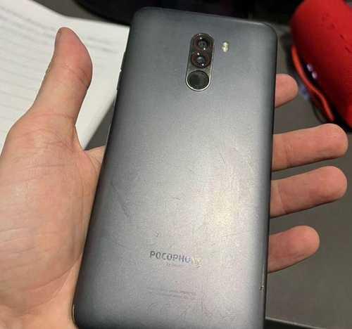 Xiaomi Pocophone F1, 6/128 ГБ