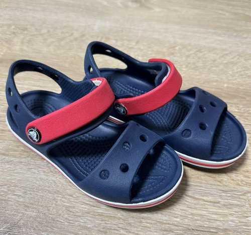 Сандалии crocs c8