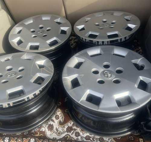 Штампованные диски Toyota 6×R15 5×114.3