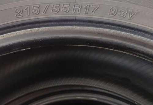 Yokohama 104ZR 215/55 R17