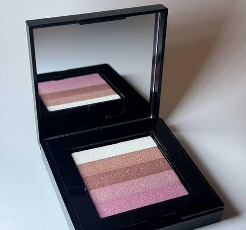 Bobbi brown пудра