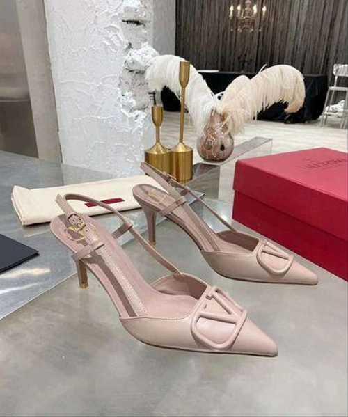 Босоножки slingback Valentino Garavani