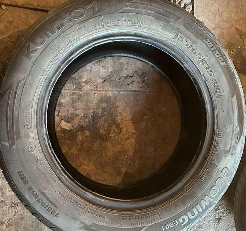 Kumho Ecowing ES01 KH27 185/65 R15 88H