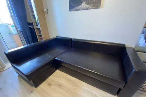 Кожаный угловой диван бу IKEA
