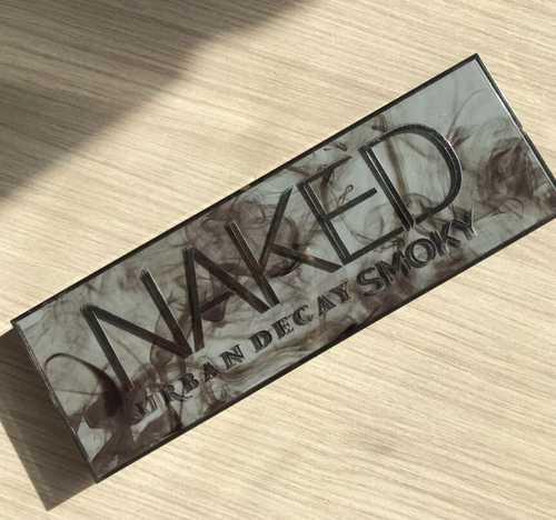 Палетка теней Urban decay smokey