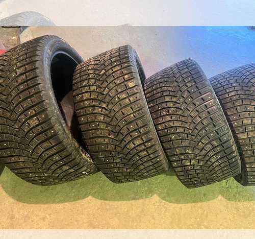 Michelin Latitude X-Ice North 295/35 R21