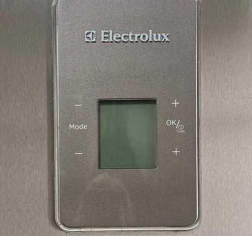 Холодильник бу electrolux