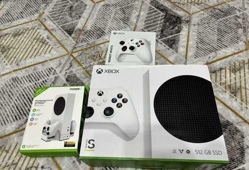 Xbox Series S Новая + 2 Джойстика