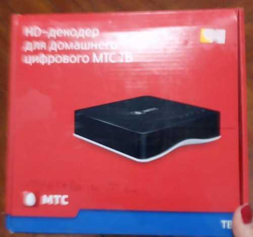 TV приставка, роутер МТС