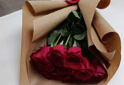 Букет роз в стильном дизайне