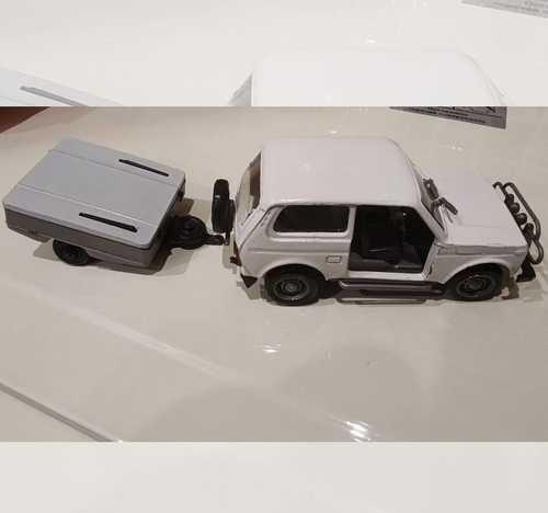 Модель автомобиля 1 43 niva