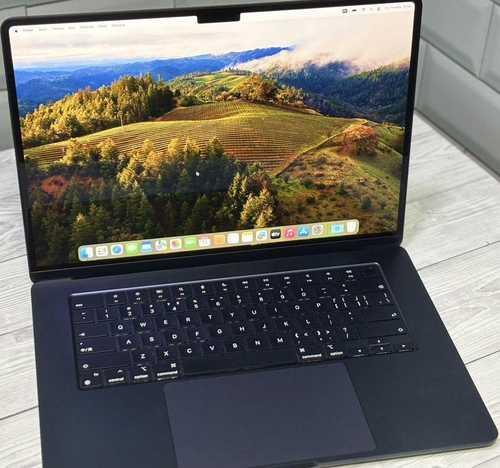 MacBook Air 15" 2023 - M2, 8/512, 75 циклов