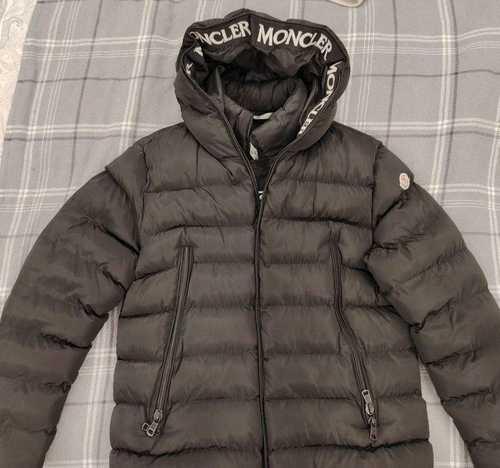 Moncler пуховик мужской