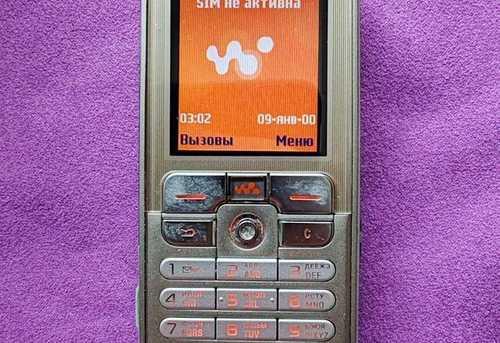 Sony Ericsson W700i