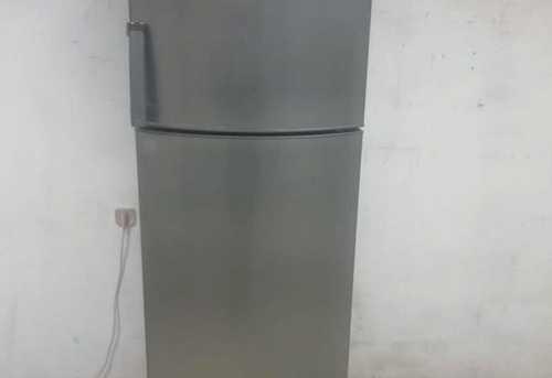 Холодильник Whirlpool ARC 4110 IX