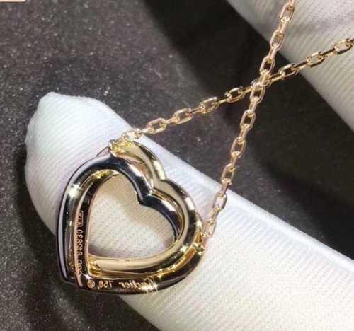 Колье Cartier Trinity желтое золото 33 бр. 0.0824 ct