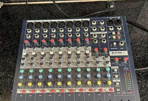 Микшерный пульт Soundcraft EPM8