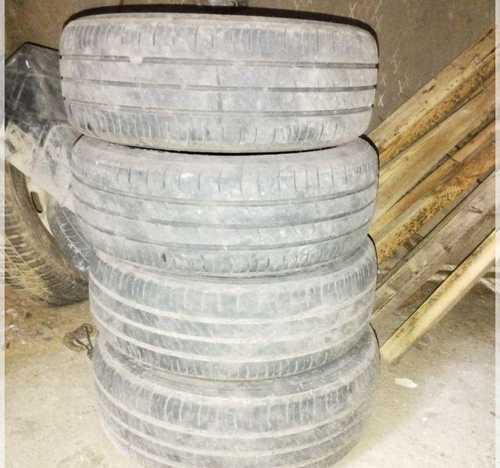 Kumho Ecowing ES01 KH27 195/60 R15