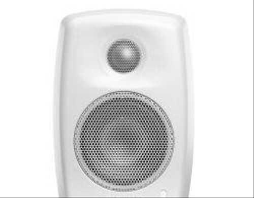 Студийные мониторы Genelec G One polar white