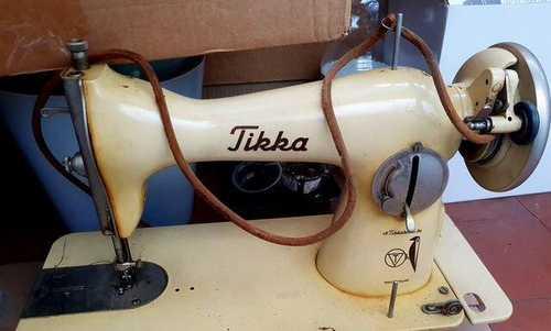 Антикварная швейная машинка Tikka