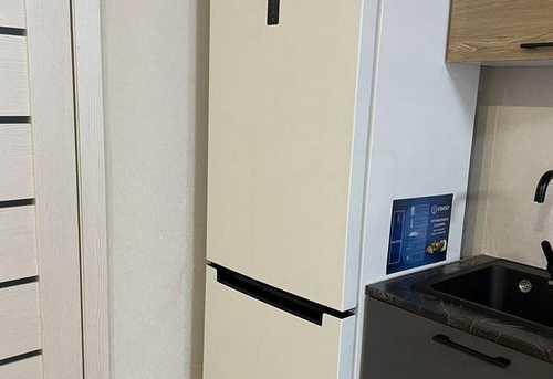 Холодильник indesit no frost как новый