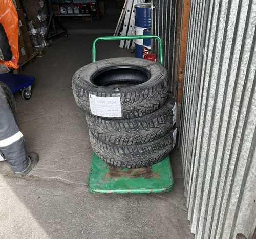 Kapsen IceMax RW506 215/70 R16 100