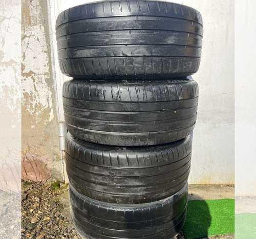 Michelin Pilot Sport 235/40 R18