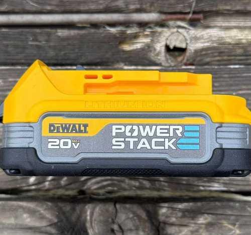 Новый Аккумулятор dewalt Powerstack, Li-Ion, 20V