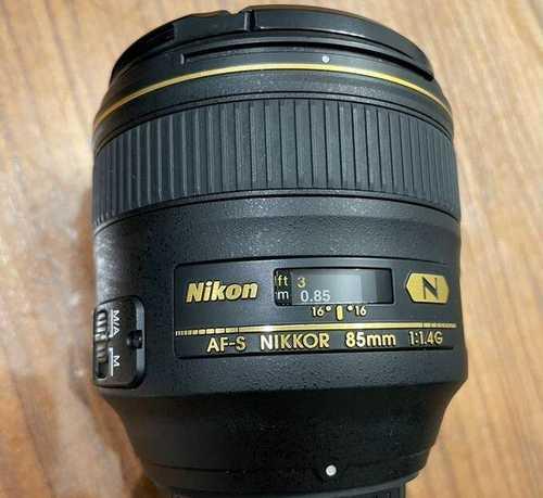 Объектив Nikon AF-S Nikkor 85mm f/1.4G