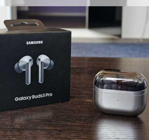 Samsung galaxy buds 3 pro silver