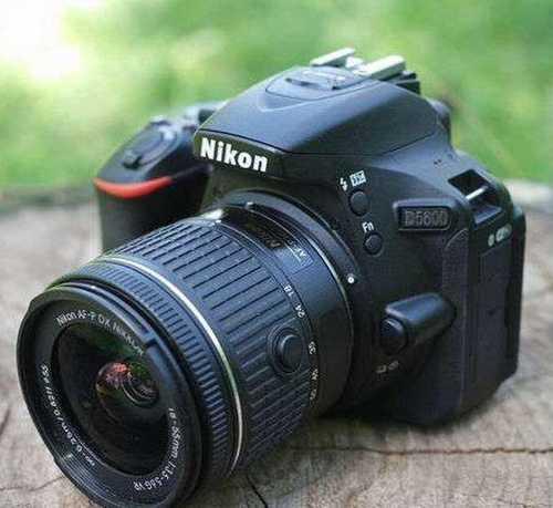 Зеркальный фотоаппарат Nikon D5600 Kit 18-55мм