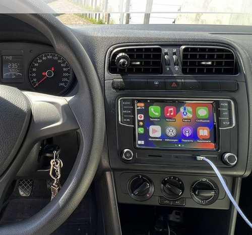 Магнитола с CarPlay для Volkswagen