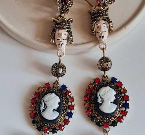 Серьги Dolce Gabbana Style с камеями. Новые