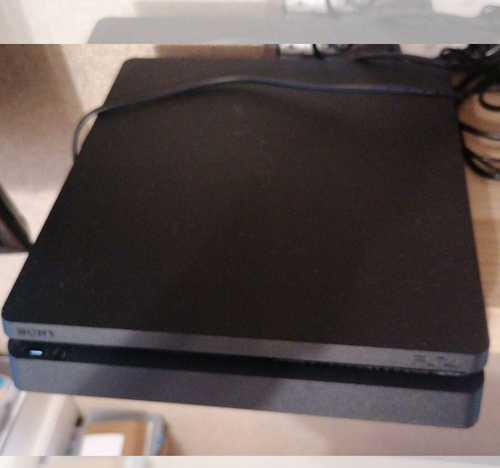 Игровая приставка ps4 slim с играми