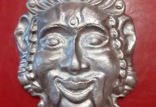 Металлическая маска (силумин). Индийское божество