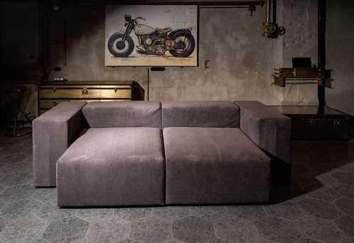 Большой двухместный диван