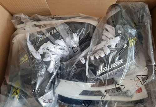 Хоккейные коньки Bauer Vapor Hyperlite2(8.0 fit2)