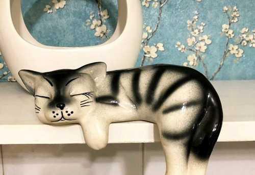 Статуэтка Котёнок спящий