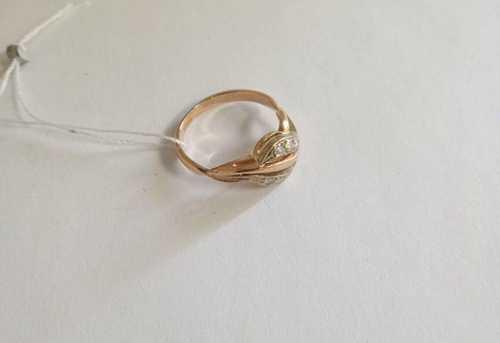 Золотое кольцо с бриллиантом Р-р 17