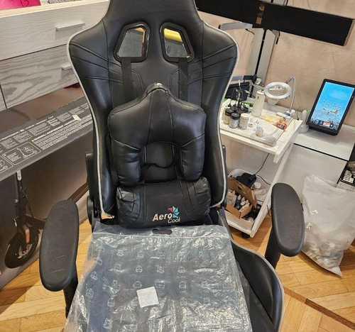Игровое кресло aerocool