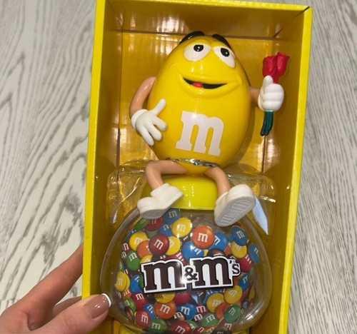 Игрушка-диспенсер m&ms