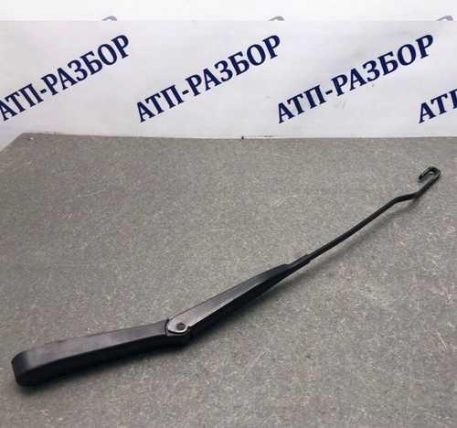 Поводок дворника правый Chevrolet Viva F69 Z18XE
